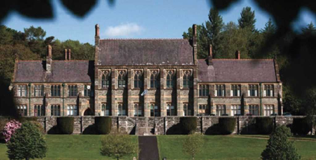 Mount Kelly | 楓葉教育升學中心 Maple Overseas Education 英國 加拿大 紐西蘭 澳洲 美國